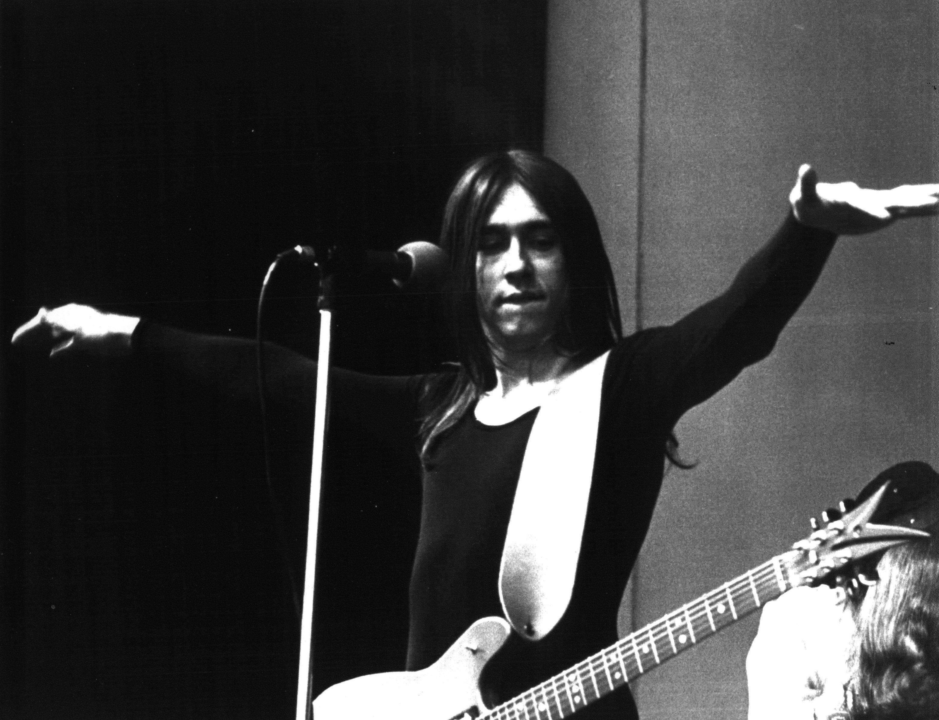 Artist Profile - Pavlov's Dog - Pictures